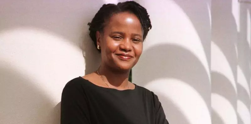 Literatura Enmigrado: Konversacio kun Edwidge Danticat