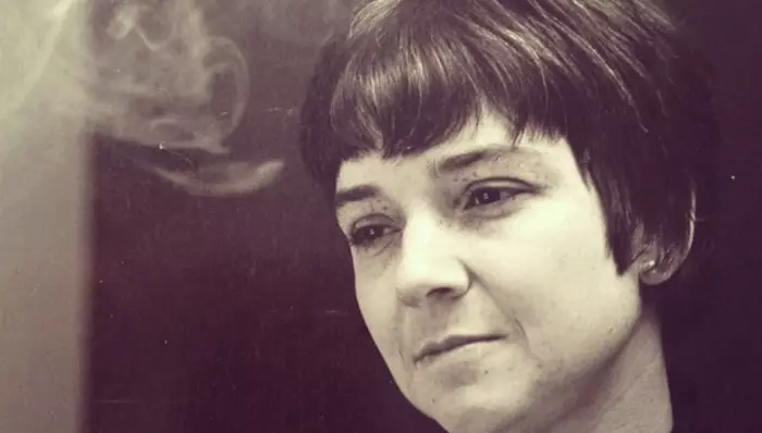 Pariri dwar il-Ħajja Minn Adrienne Rich