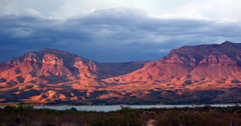 Pagpangita sa Imong Kaugalingon isip Magsusulat sa Kamatuoran o Mga Sangputanan, New Mexico