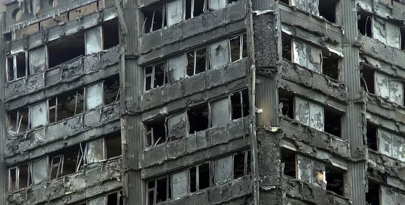 “Grenfell Tower, červen 2017”