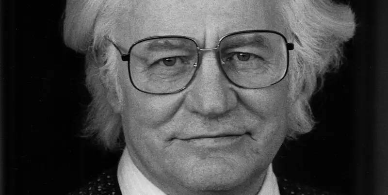 Bawo ni Robert Bly ṣe Iranlọwọ Ṣẹda Eto ilolupo ti o dara ti Awọn onkọwe Minnesota