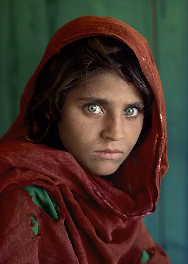 Paul Theroux sa Iconic Photographs ni Steve McCurry 2542_2